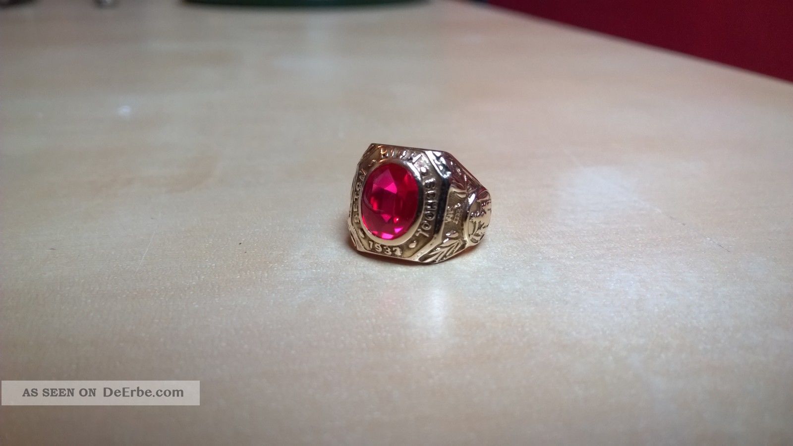 Graduation / Class Ring Seton High From 1937 10k, Gold Antique