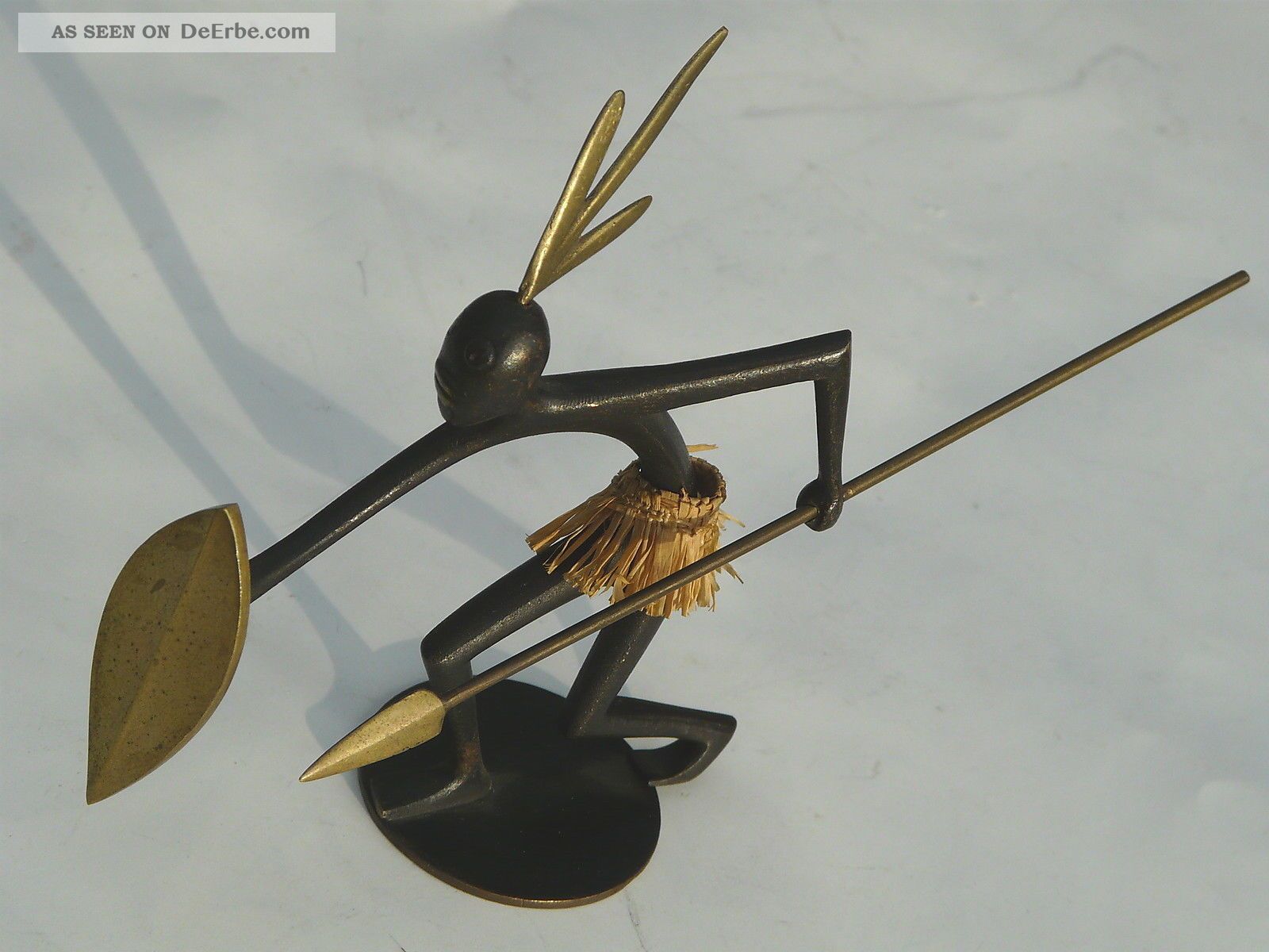 Hagenauer Wiener Bronze Gemarkt Whw: Afrikanischer Krieger Gebückt.