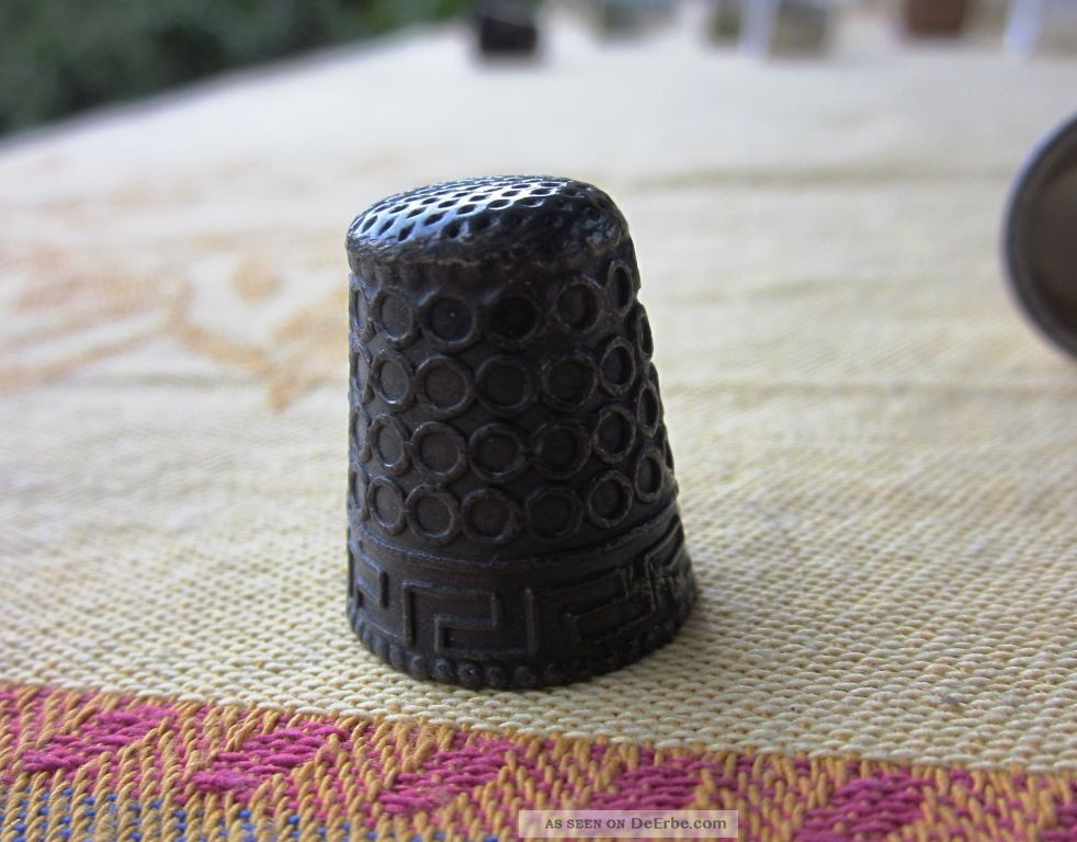 Alt, Rar - Wertvoll? 10 Versch. Fingerhüte, Metall (auch Silber?) Aus ...