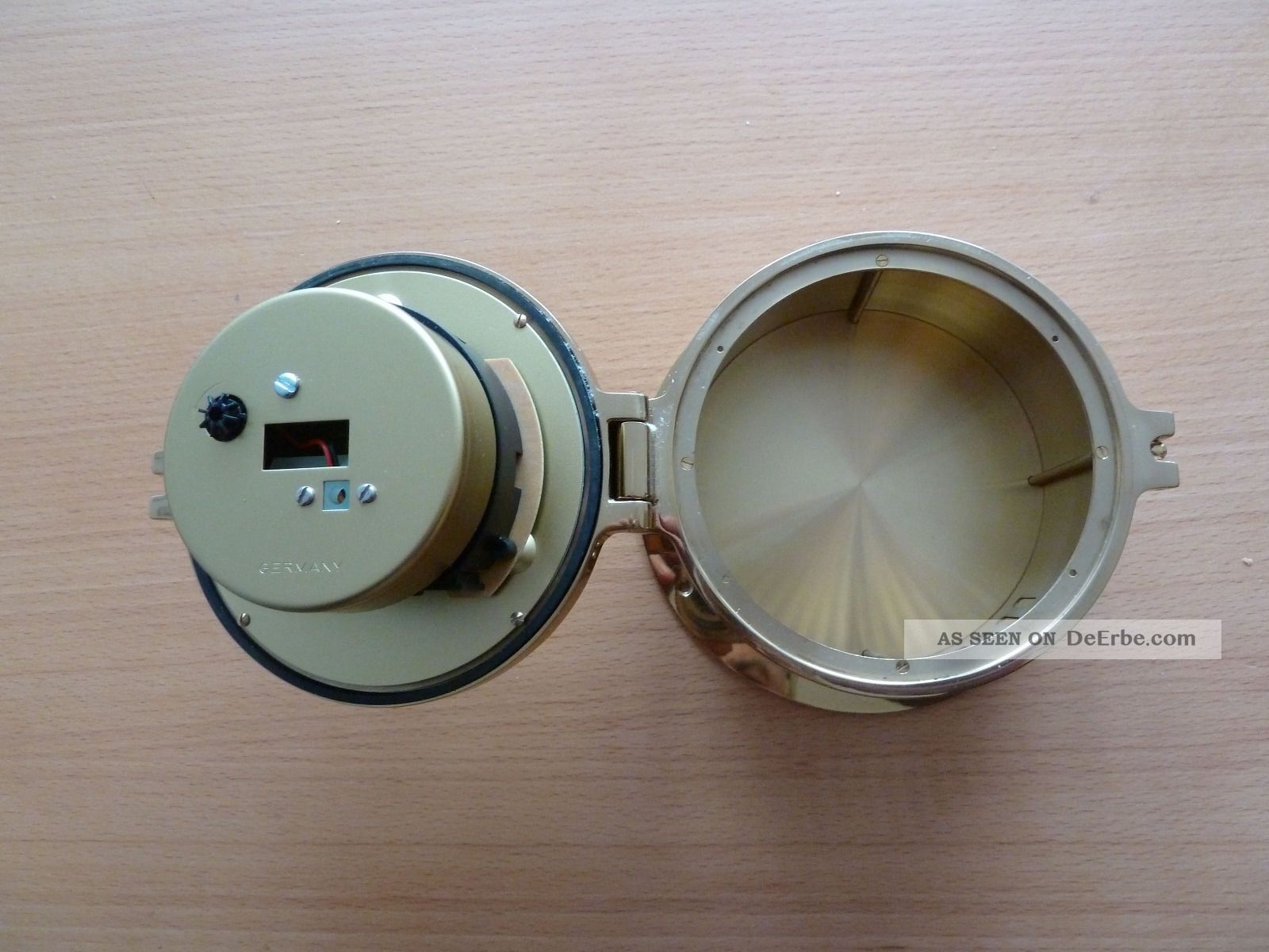 Schiffsuhr Der Fa. Bell, Germany –batteriebetrieben