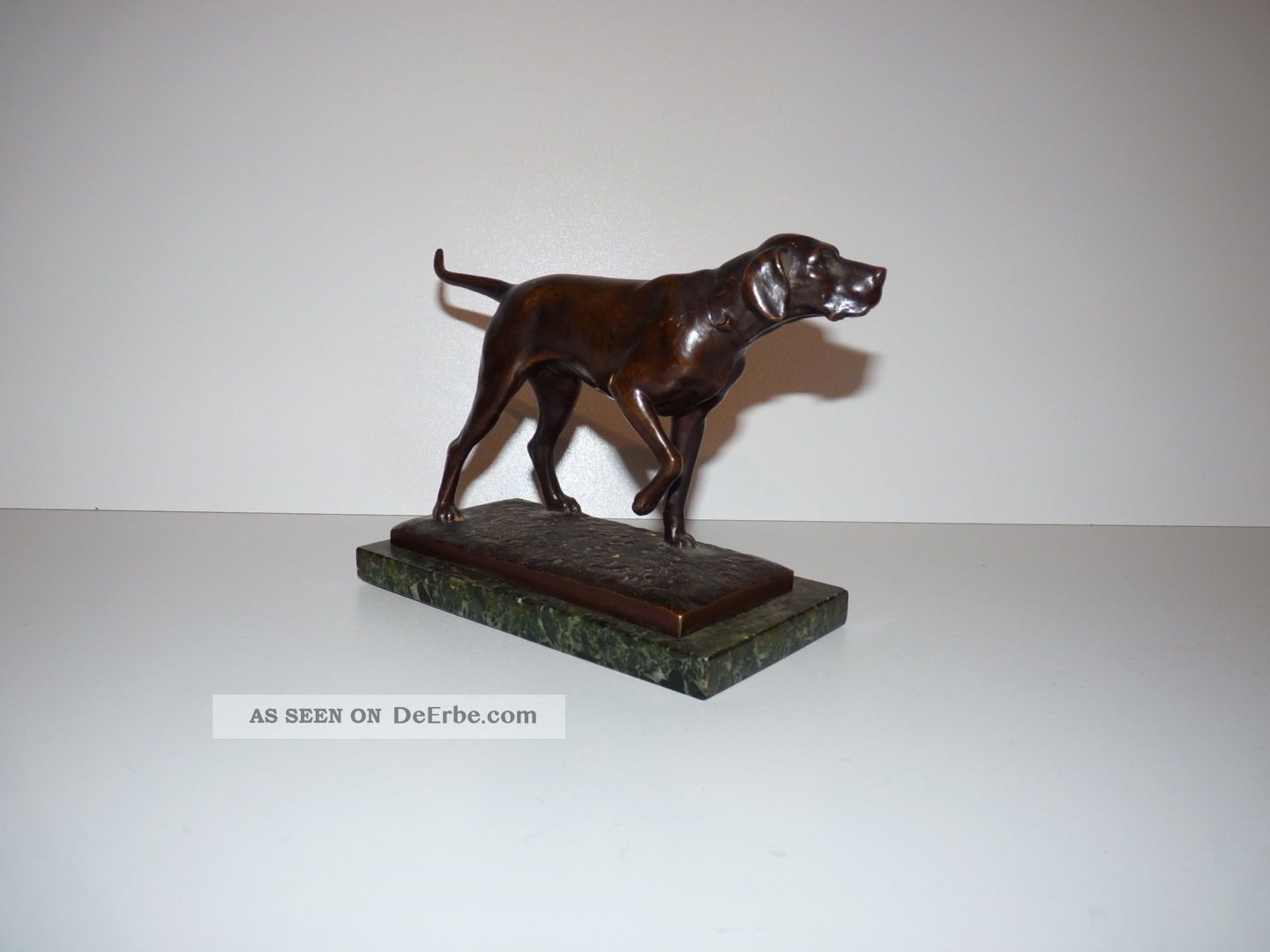 Statue, Skulptur Hund Aus Bronze Mit Marmorsockel