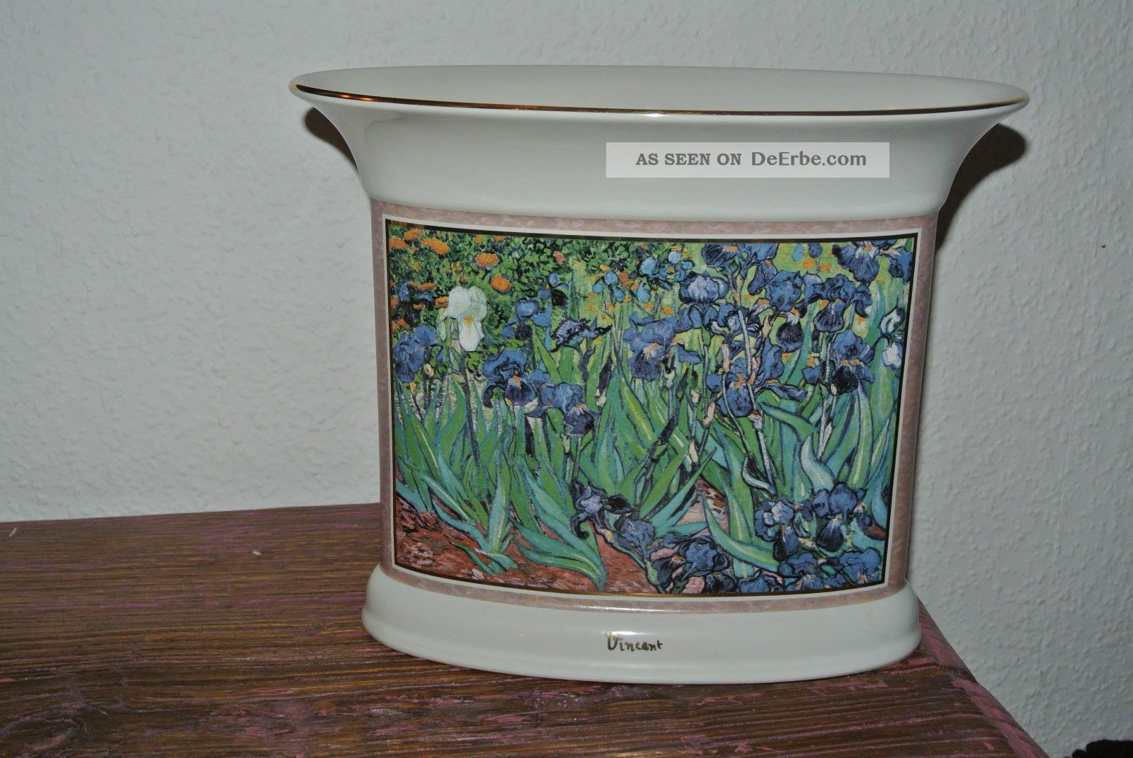 Goebel Vase, Iris, Von Vincent, " Limited Edition, 348/1000,