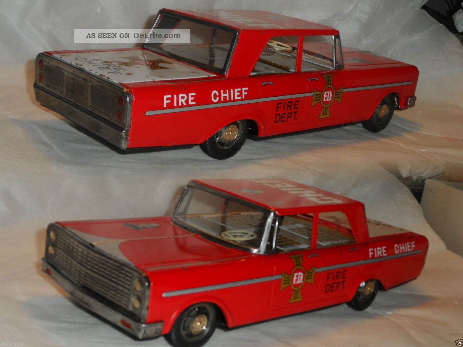 Altes Blech Ford Fire Chief Car Made In Japan Friction /sirene Top