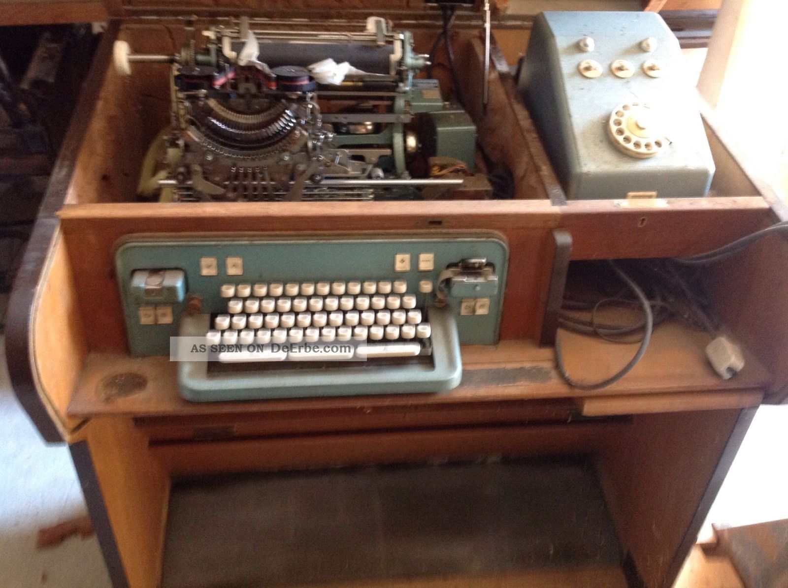 Fernschreiber/telex Im Rollschrank Lorenz Museumsstück