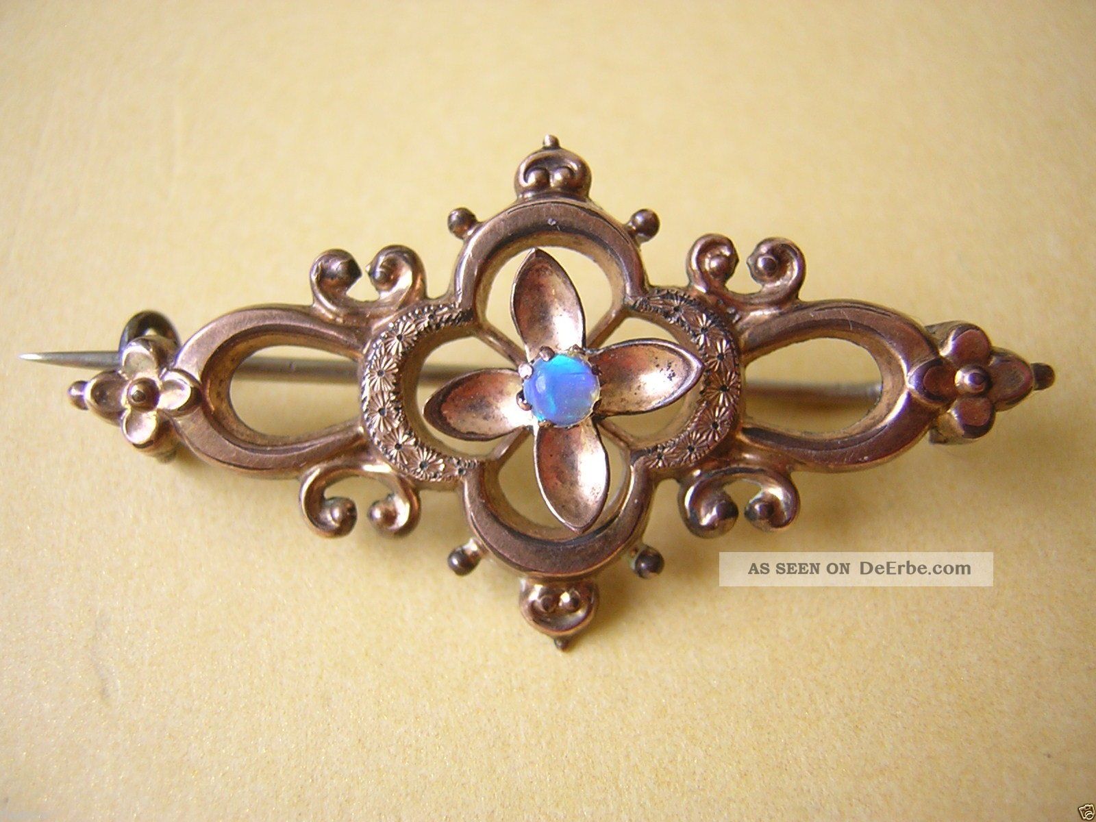 Antike Vergoldete Biedermeier Brosche Mit Kleinem Opal Antikschmuck 1, 7 G