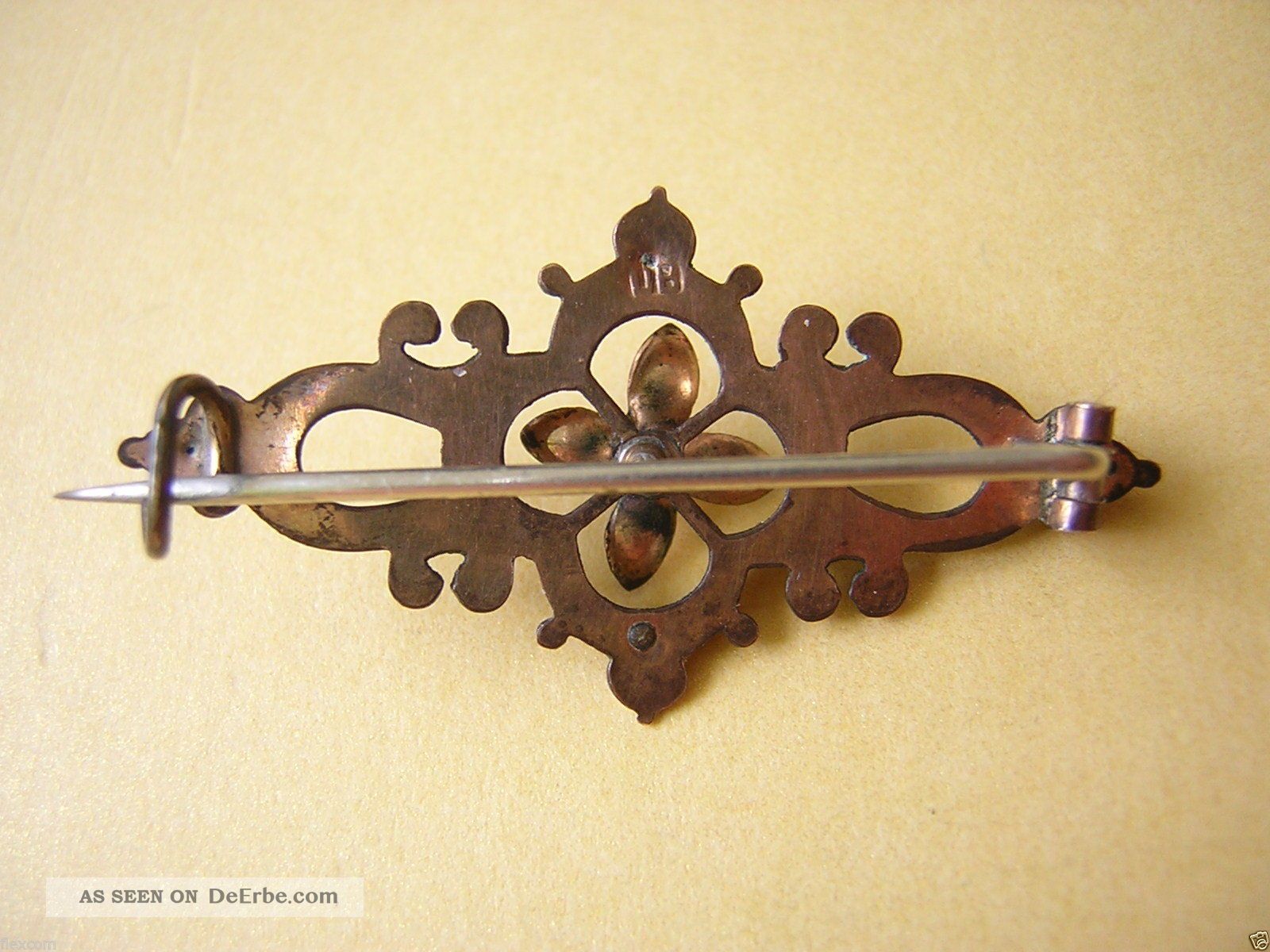 Antike Vergoldete Biedermeier Brosche Mit Kleinem Opal Antikschmuck 1, 7 G