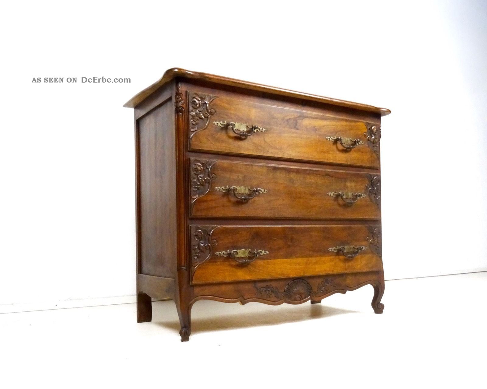 Nussbaum Antik Mobel